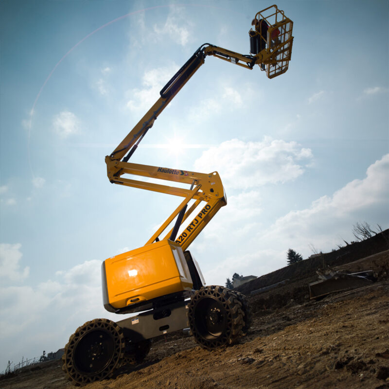 Haulotte HA20 RTJ PRO | 4WD Articulating Diesel Boom Lift
